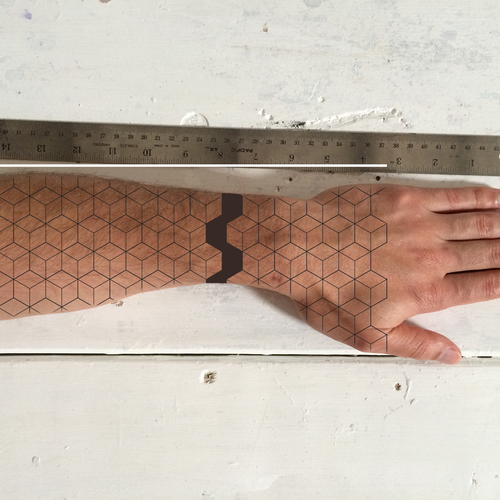 Ontwerpen | Design a functional tattoo for Ben Uyeda that turns his arm ...